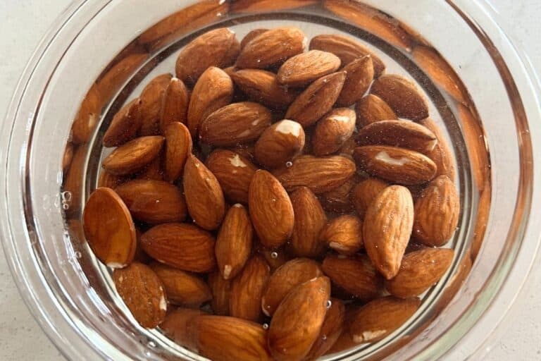 DIY: Homemade Almond Extract - Recipe Diaries